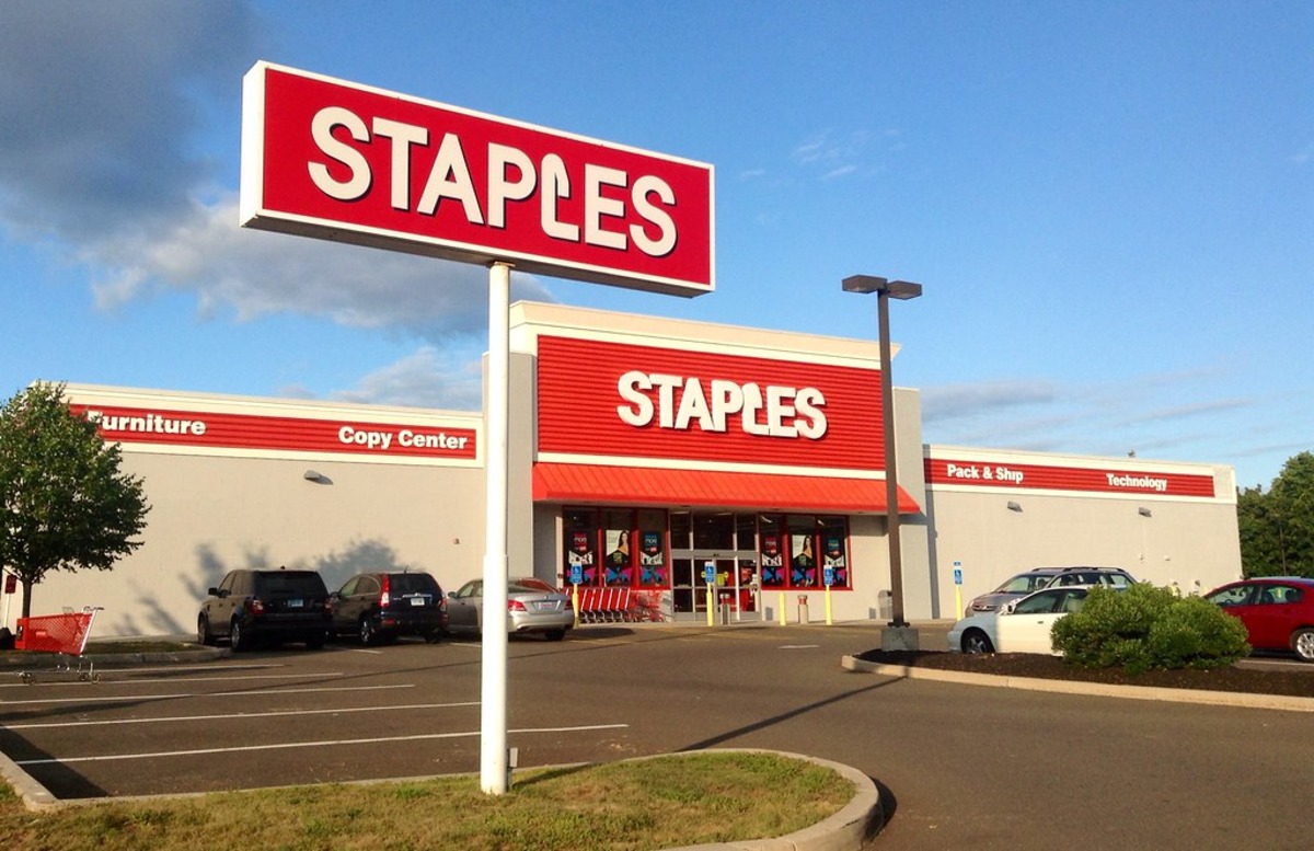 Staples Sale Calendar: Office Supply Savings and Back-to-School Deals!